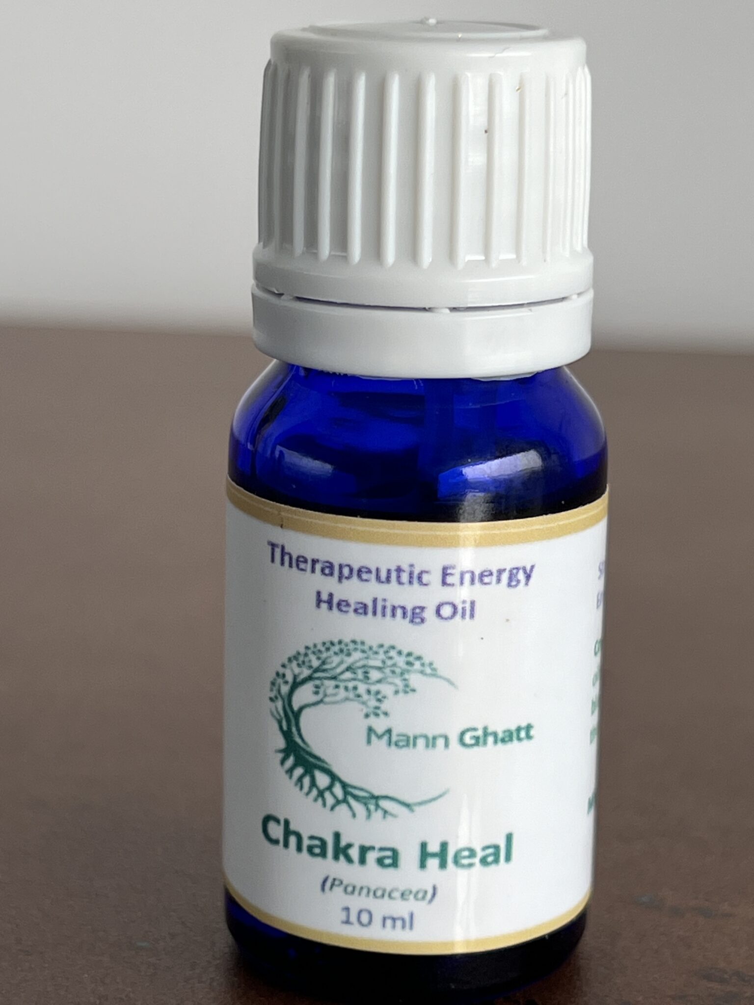 Chakra Heal Oil: The Panacea for Various Health Conditions – Mannghatt